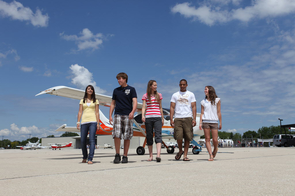 Get Ready for International Young Eagles Day June 12 | EAA